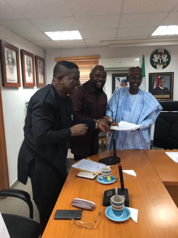 NUPENG Leadership Pays Courtesy Visit to FCT Minister, Mallam Muhammad ...